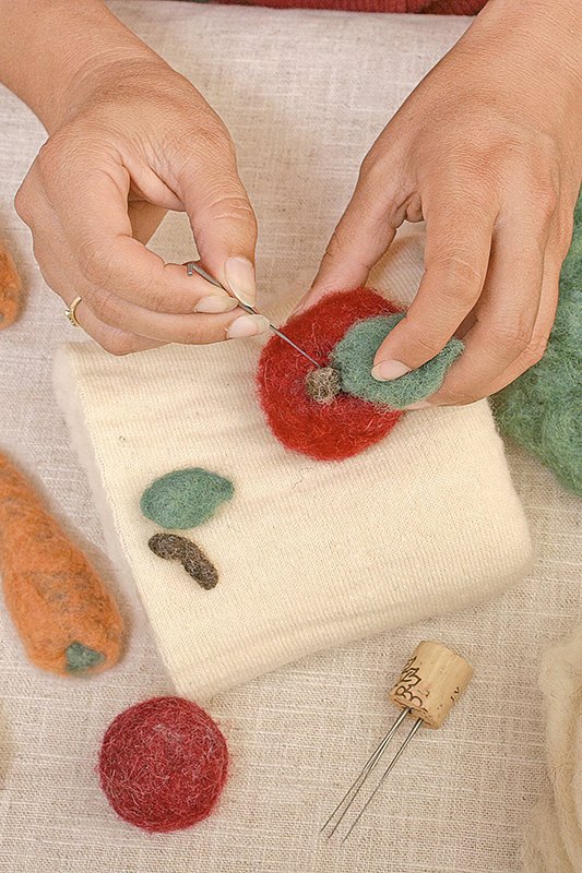 Filznadel | Wolle zum Filzen | Basteln mit Wolle | Wolle | Finkhof